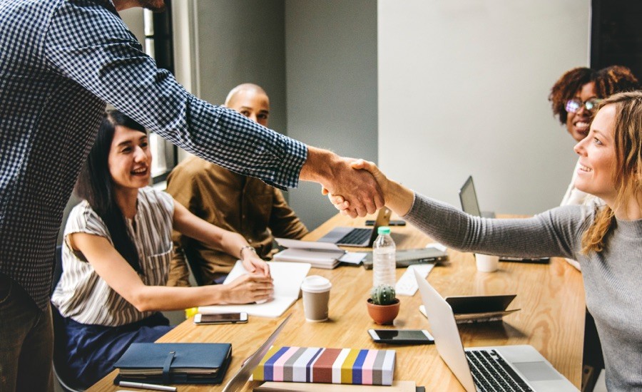 Human Resources Simplified & Superpowered - Thread HCM